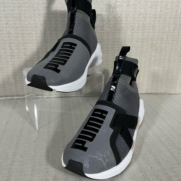 Puma | Shoes | Puma Womens Fierce Strap Cross Trainer Shoes Size 75 ...